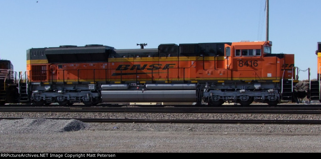 BNSF 8416
